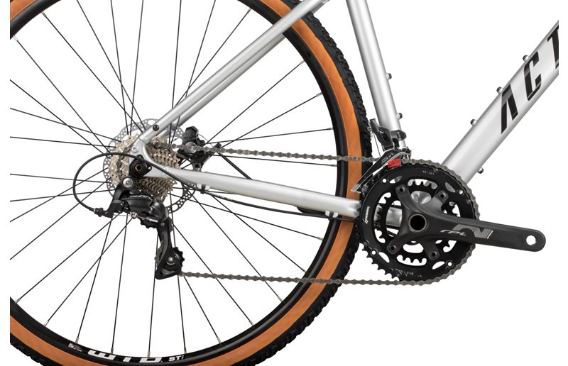 Active Gravel Bike Wanted 310 Sora Silver Metallic | Cykloteket.se