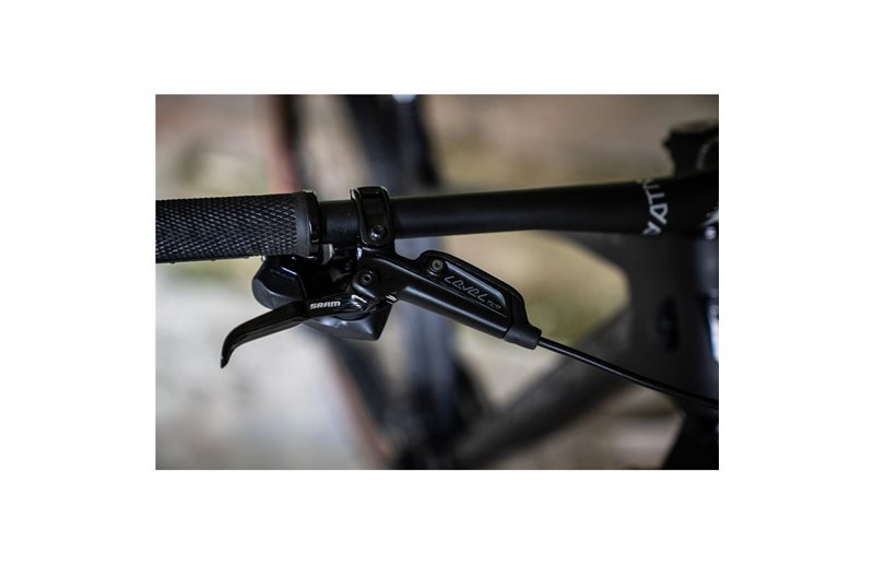 Rock Machine Hardtail MTB Blizz CRB 90-29 AXS Stealth Black | Cykloteket.se