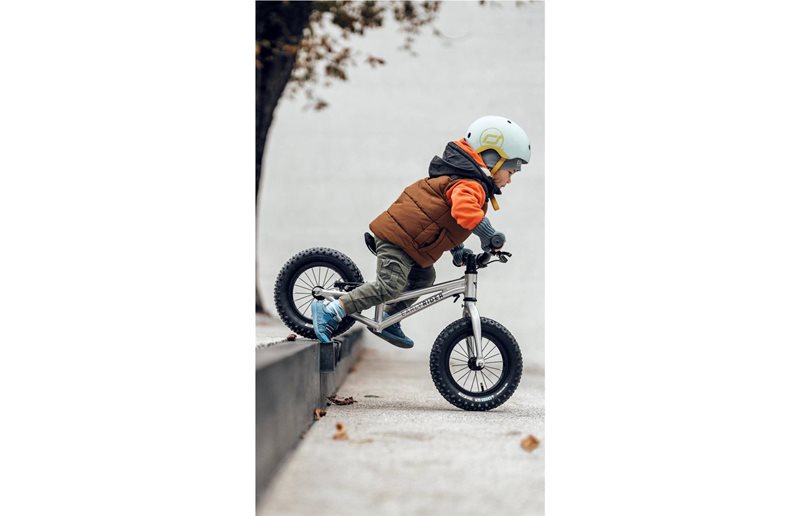 Balanscykel Early Rider Big Foot 12 Brushed Aluminium | Cykloteket.se