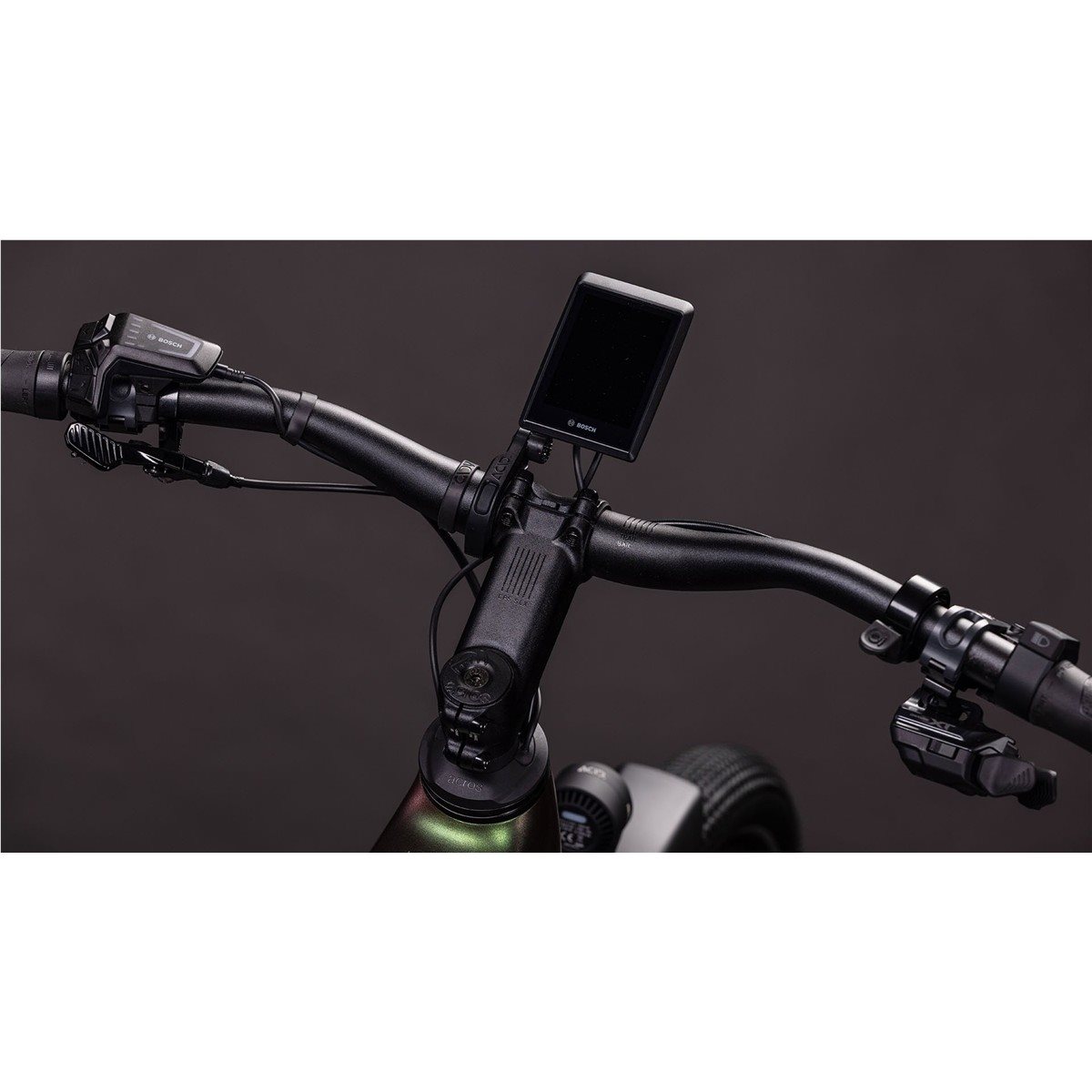 El-hybridcykel Cube Nuride Hybrid SLT 800 Stellar/Chrome