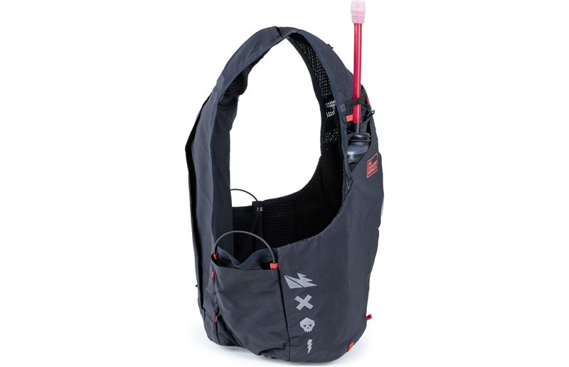 Larunpyora - Juoksuliivi USWE Running VST 8L Hydration Vest Black ...